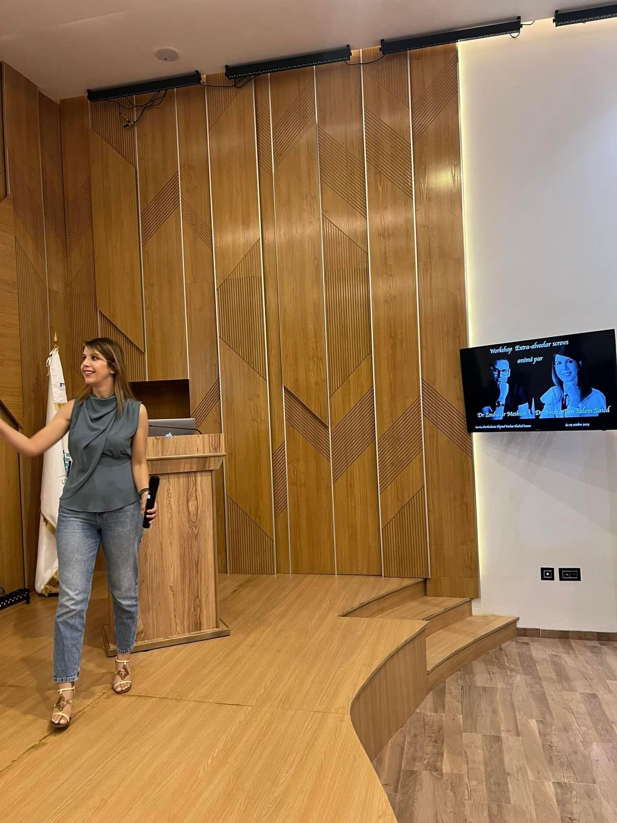 Explorez les Secrets des Mini-Vis en Orthodontie avec Dr Amina